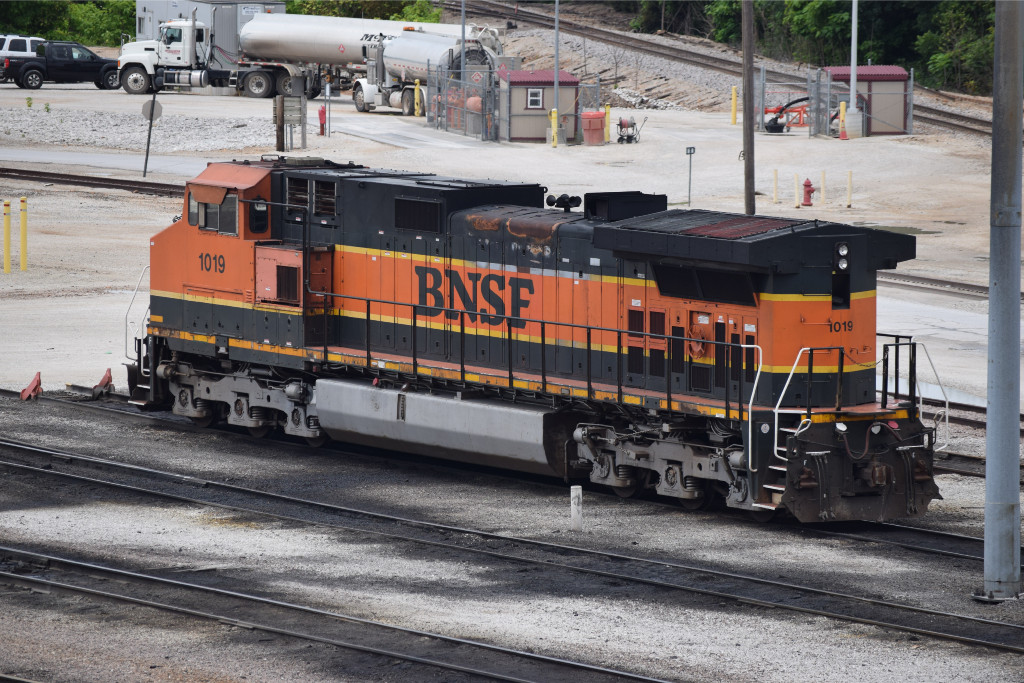 BNSF 1019